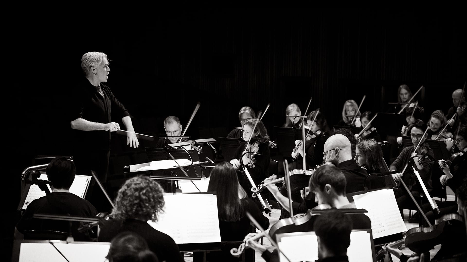 Edward Gardner conducts Elgar - London Philharmonic Orchestra